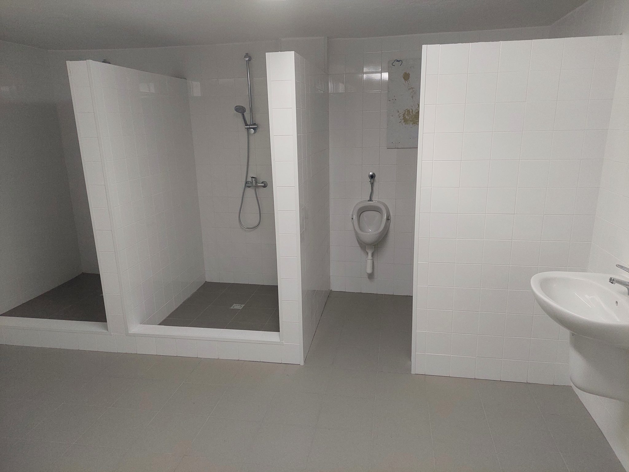 Fanhões -(f) – Estaleiro da Junta de Freguesia de Fanhões – Remodelação ...